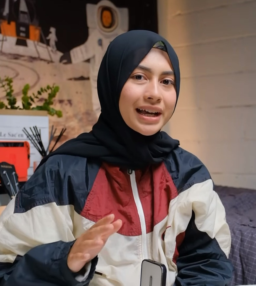 Sintya Marisca Ramaikan Aceh Vespa Festival 2023 - Sudut Berita