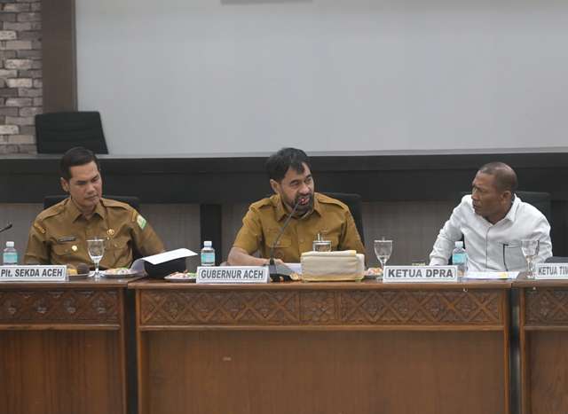 Mualem Apresiasi Kebersamaan dalam Revisi UUPA - Sudut Berita